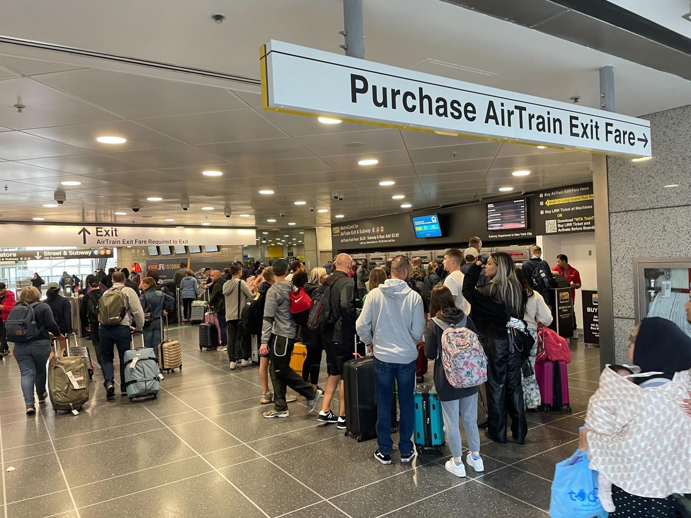 The JFK AirTrain Finally Has OMNY But There's Just One Catch (You Can't ...