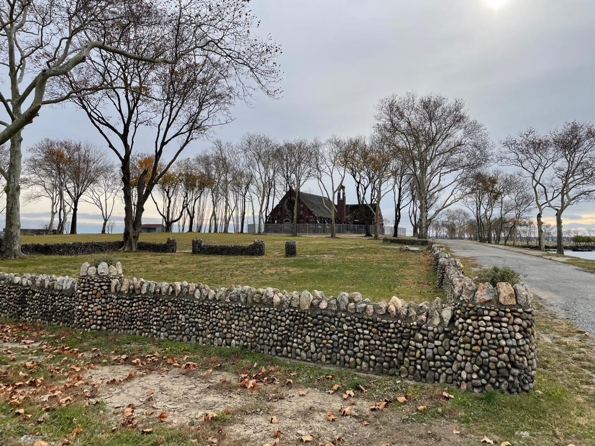 A Visit to Hart Island, NYC's Long-Forbidden Isle of Mass Graves - Hell ...